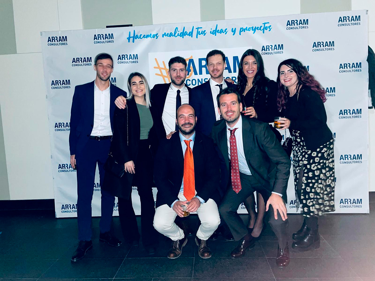 Arram: 35 anos de paixão pela qualidade e inovação | ARRAM Consultores